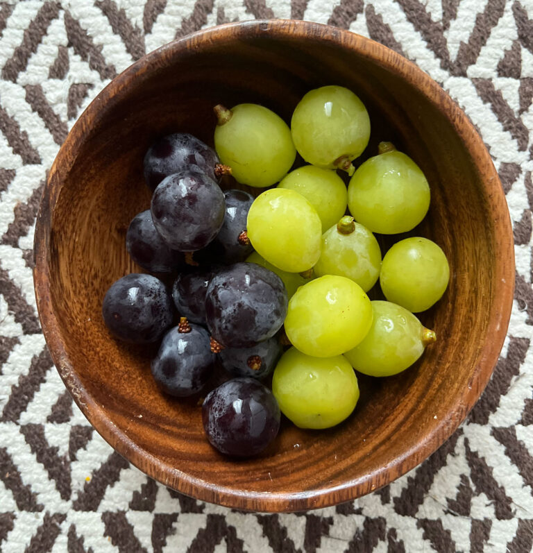 シャインマスカット、甘いのは？緑？黄色？美味しいぶどうを食べたい！